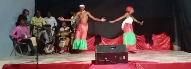 Atelye Top Akabi pou yon inyèm fwa lage plezi atè e mete kontantman nan kè espektak yo nan site ...